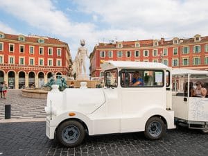 Visitez Nice en petit train touristique électrique – circuit Château ...